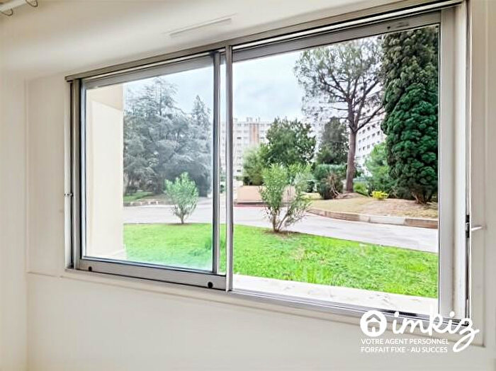 Appartement à vendre - Marseille er , Saint-Charles - 1 pièce