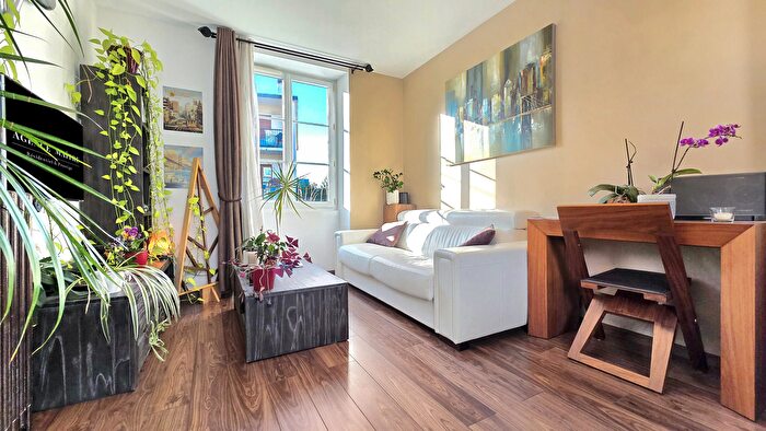 Appartement à vendre - Ambilly - 3 pièces - 2 chambres