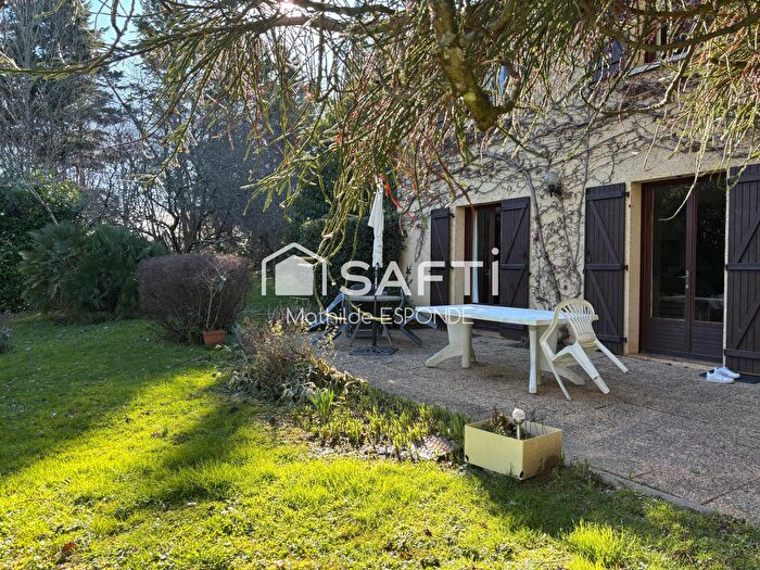 Maison à vendre - Caussens - 6 pièces - 5 chambres