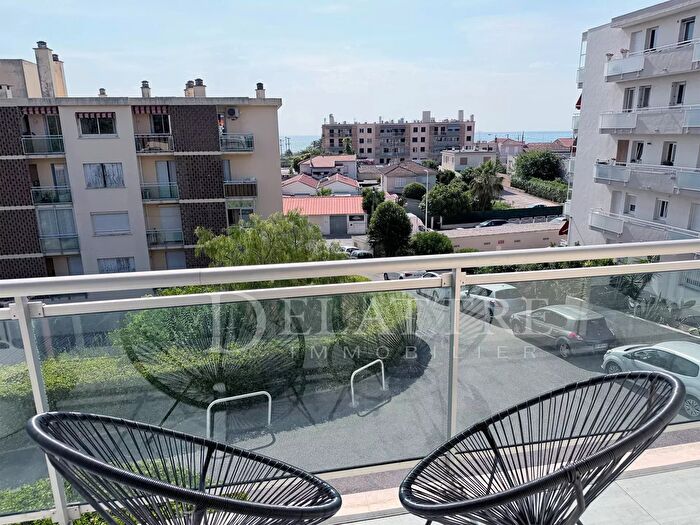 Appartement 3 pièces à Antibes, à vendre