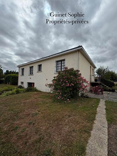 Maison 5 pièces à vendre - Saint-Jean-de-Beugné