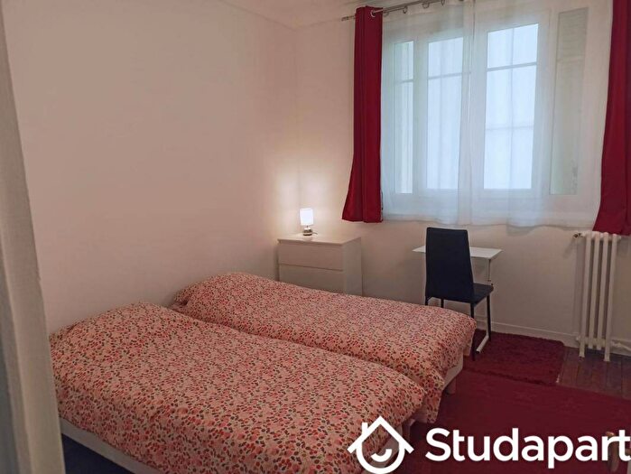 Appartement à louer - La Plaine des Sablons, Neuilly-sur-Seine - 2 pièces - 1 chambre