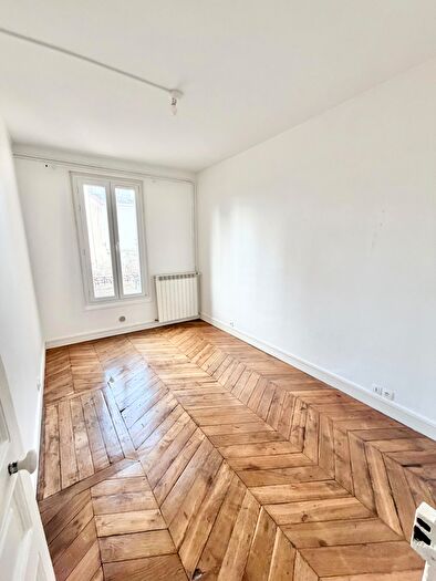 Appartement à louer - Ivry-sur-Seine - 2 pièces - 1 chambre