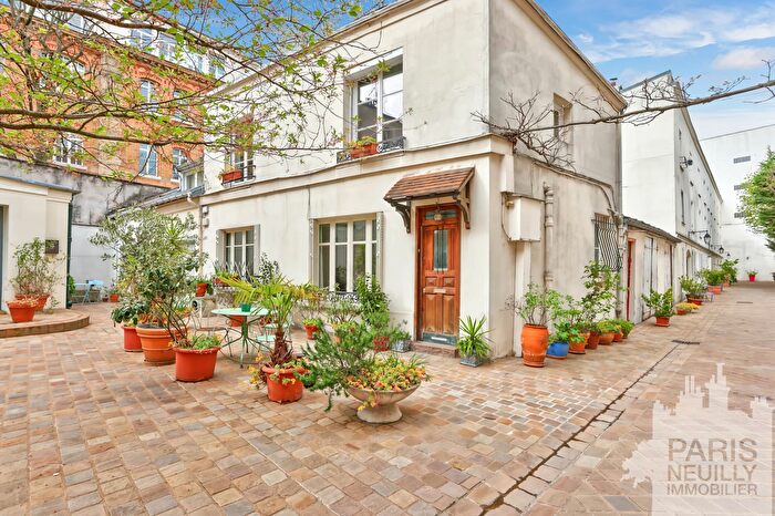 Appartement à vendre - Paris e , La Fourche, Guy Moquet - 4 pièces - 2 chambres