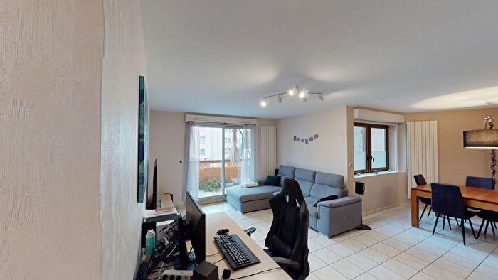 Appartement à louer - Dijon, Clémenceau, Gare, Porte Neuve - 5 pièces - 3 chambres