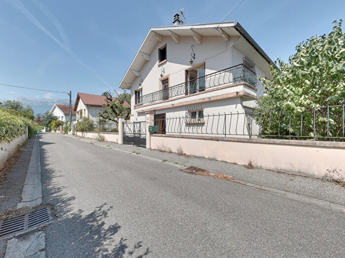 Maison 5 pièces à Échirolles, Village, La Commanderie, à vendre