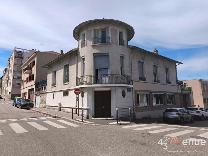 Maison 6 pièces à Saint-Étienne, La Terrasse, Bel Air, Bergson, Carnot, à vendre