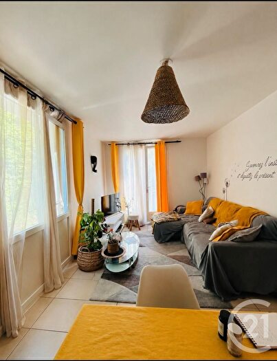 Dammartin-en-Goële : Appartement 3 pièces à vendre