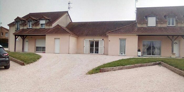 Appartement à louer - Montpont-en-Bresse - 4 pièces - 3 chambres