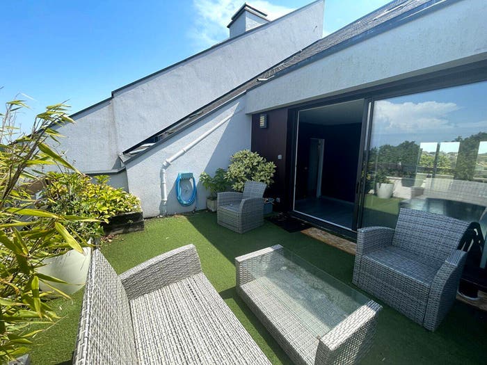 Le Coudray-Montceaux : Appartement 5 pièces à louer