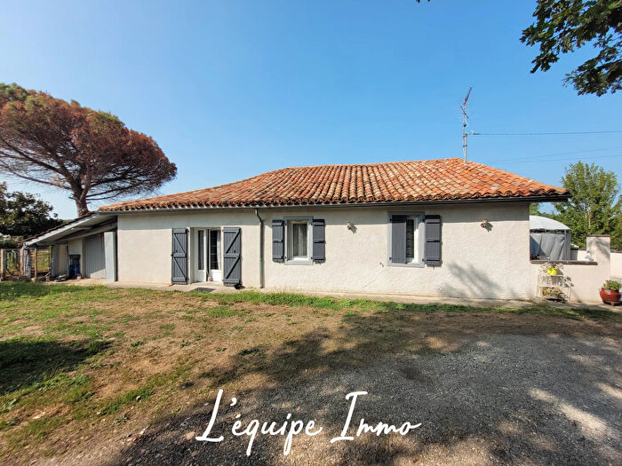 Maison à vendre - Bédéchan - 6 pièces - 4 chambres