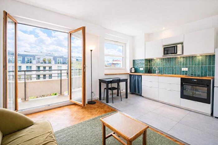 Appartement à louer - Pasteur, Saint-Cloud - 2 pièces - 1 chambre