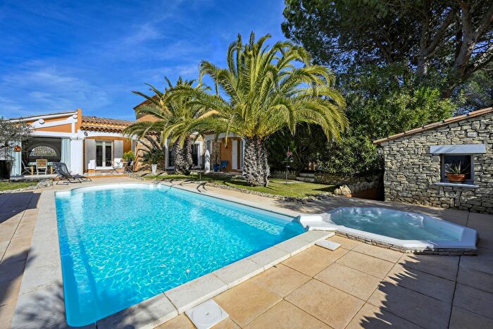 Maison à vendre - Salon-de-Provence - 7 pièces - 4 chambres