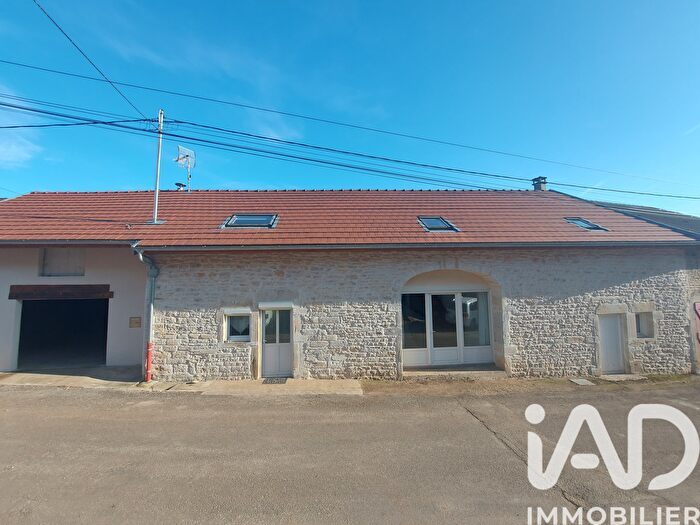 Maison à vendre - Orgelet - 5 pièces - 4 chambres