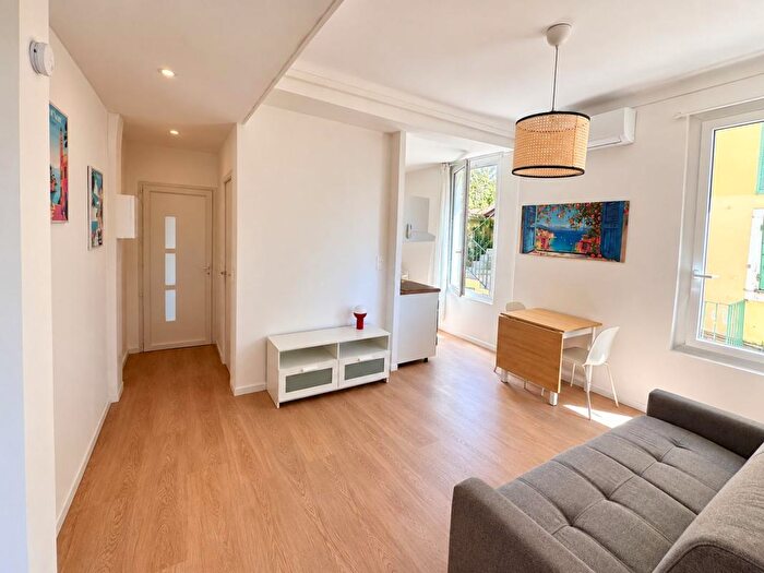 Appartement 2 pièces à Nice, Saint-Roch, à vendre