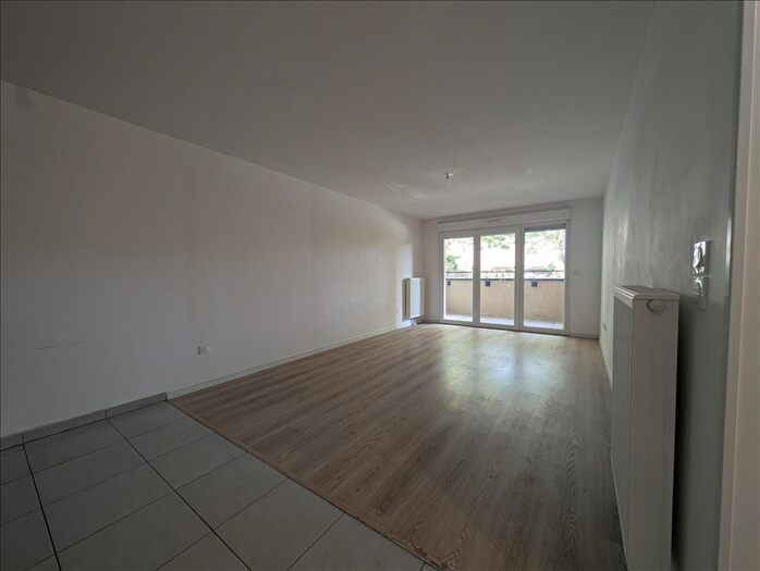 Armentières, Route d'Houplines : Appartement 3 pièces à louer