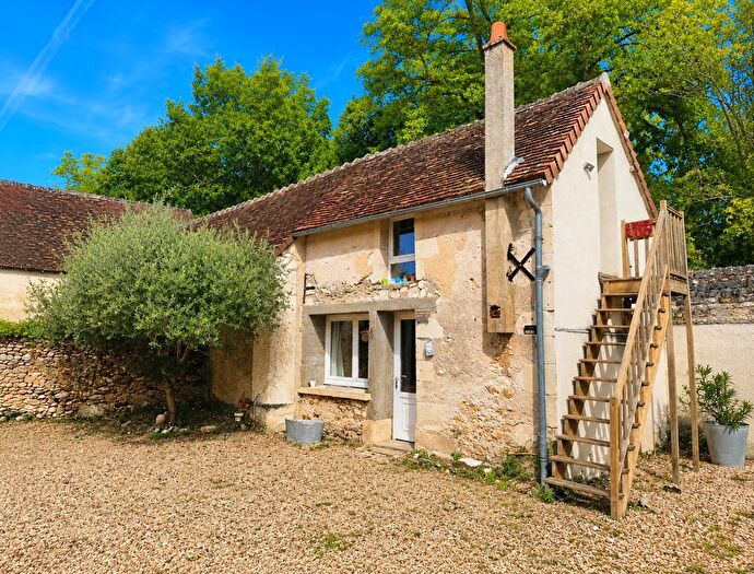 Yzeures-sur-Creuse : Maison 2 pièces à vendre