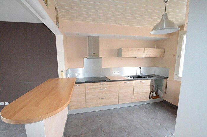 Maison à louer - Lardaille-Roulandou, Castres - 4 pièces - 3 chambres