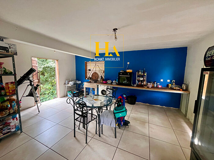 Maison à vendre - Saint-Pierre, La ligne des Bambous, La Concession - 6 pièces - 4 chambres