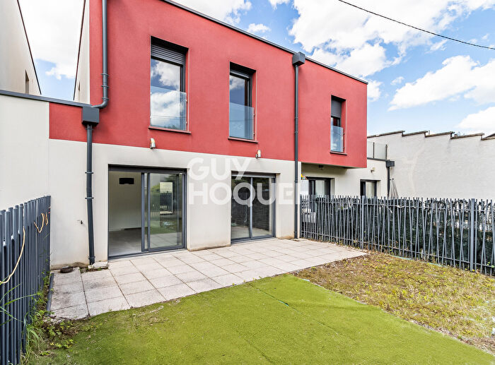 Maison 8 pièces à vendre à Villeurbanne, Buers