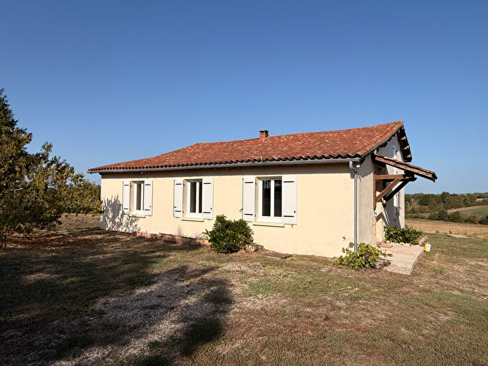 Montignac-de-Lauzun : Maison 4 pièces à vendre