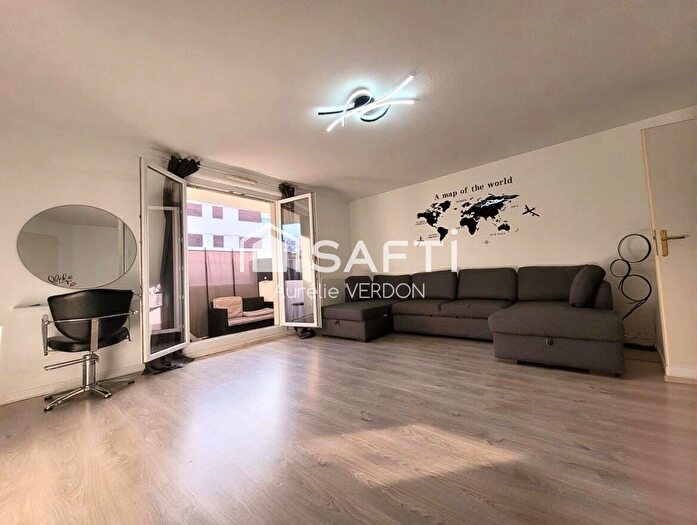 Appartement à vendre - Thonon-les-Bains, Est - 3 pièces - 2 chambres