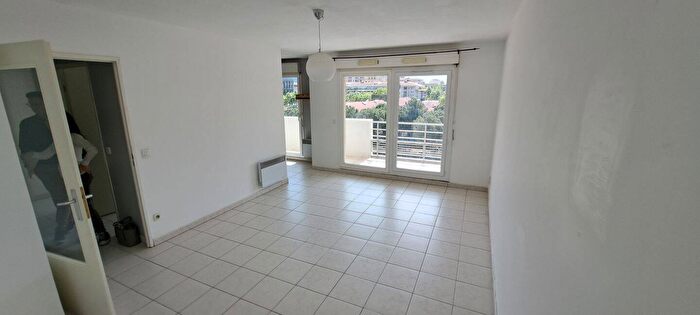 Appartement à louer - Aix-en-Provence - 2 pièces - 1 chambre