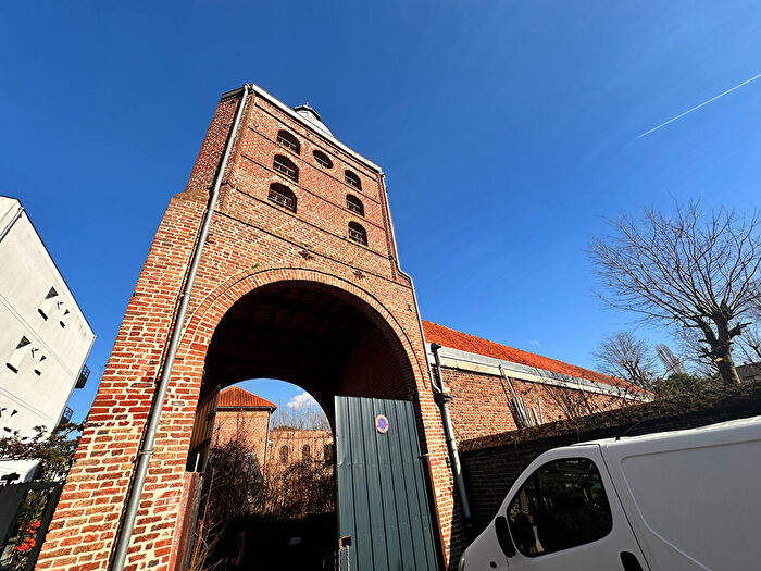 Maison à vendre - N ux-les-Mines, Noeux-les-Mines - 15 pièces - 15 chambres