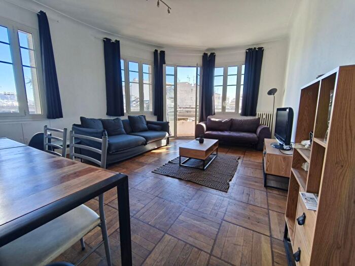 Appartement à louer - Nice, Saint-Philippe, Estienne dOrves - 4 pièces - 3 chambres