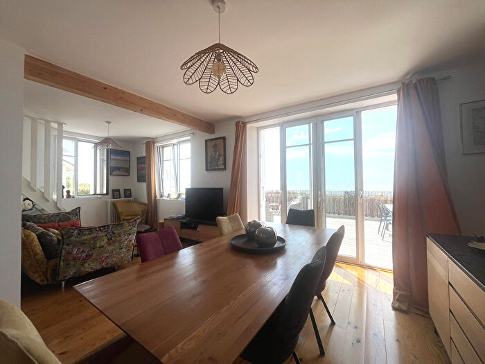 Châtelaillon-Plage : Maison 7 pièces à vendre