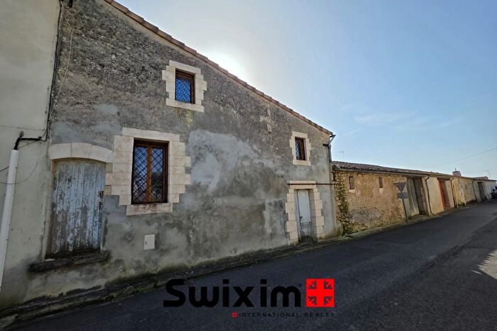 Maison à vendre - Saint-Estèphe - 4 pièces - 2 chambres