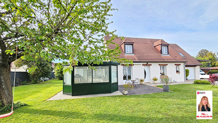 Maison à vendre - Fontaine-Bellenger - 6 pièces - 4 chambres