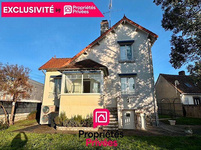 Maison à vendre - Montargis, Centre-ville - 5 pièces - 2 chambres