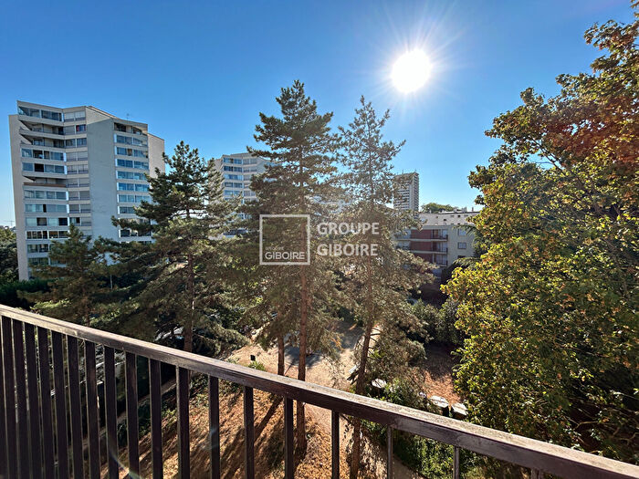 Quartiers Ouest, Bourg l'Evesque - Appartement 3 pièces à vendre