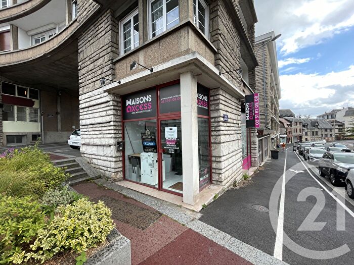 Appartement à louer - Lisieux, Centre-ville - 2 pièces - 1 chambre