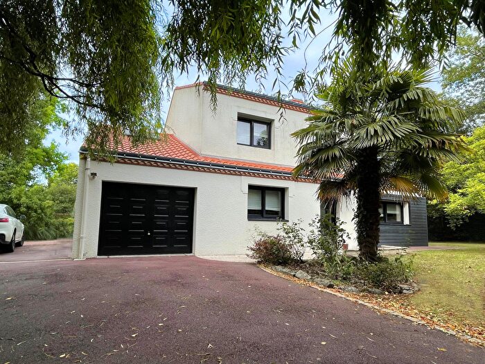 Maison à vendre - Vertou, Les Coteaux de Sèvre, Le Chêne, Portillon, La Forêt - 6 pièces - 5 chambres