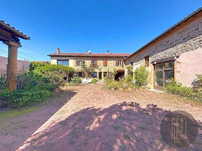 Maison à vendre - Légny - 9 pièces - 7 chambres