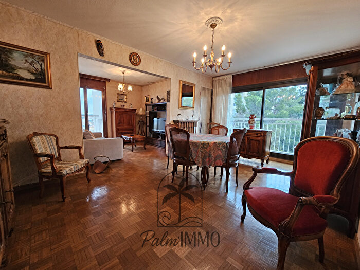 Appartement à vendre - Marseille e , Saint-Just - 3 pièces - 1 chambre