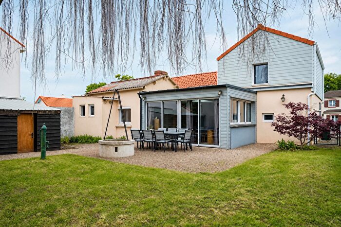 Saint-Sébastien-sur-Loire, Est - Maison 6 pièces à vendre
