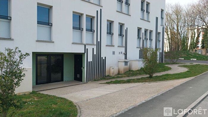 Appartement 3 pièces à louer à Bourgogne, Les Ulis