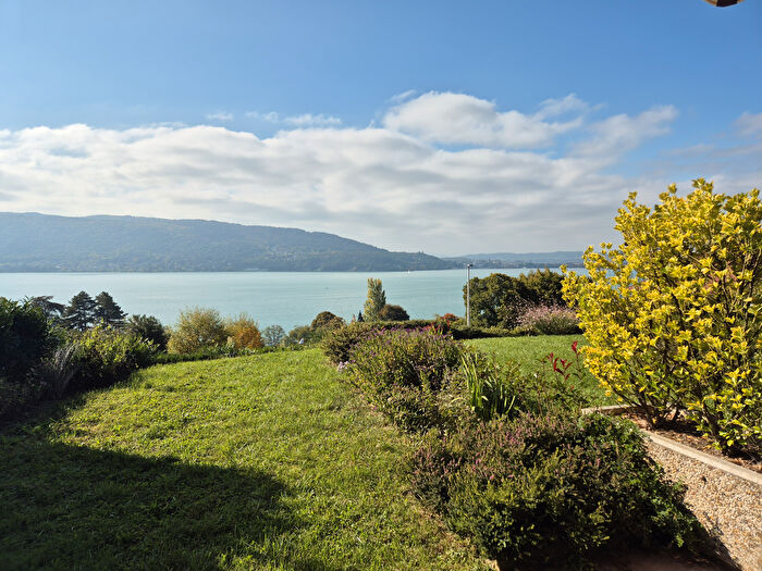 Appartement à vendre - Veyrier-du-Lac - 2 pièces - 1 chambre