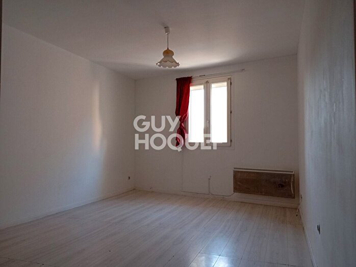 Appartement à louer - Zone Périphérique Urbaine, Carpentras - 3 pièces - 2 chambres