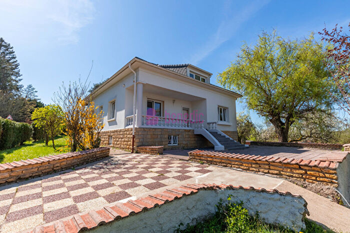 Maison à vendre - Fontoy - 8 pièces - 4 chambres