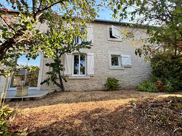 Maison 5 pièces à vendre à Ingrandes
