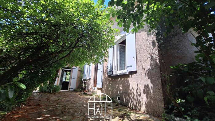 Maison 4 pièces à Rochechouart, à vendre