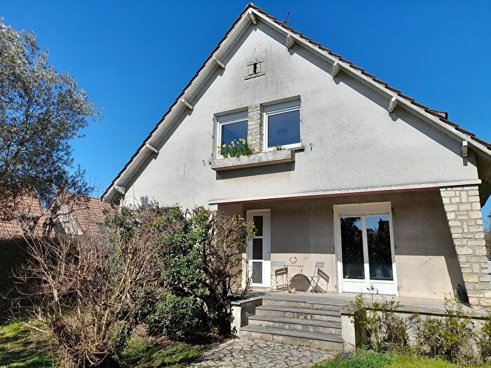 Maison à vendre - Orléans, Soleil Levant, Champ de Mars - 7 pièces - 6 chambres