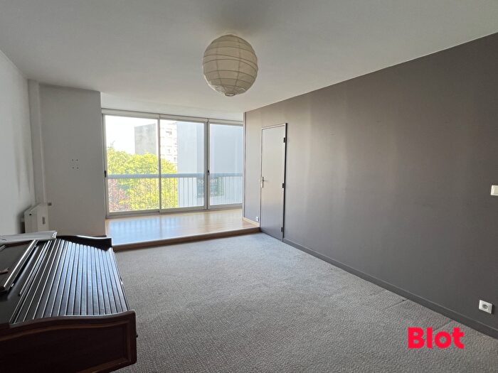 Appartement 4 pièces à vendre - Quartiers Sud-Est, Italie