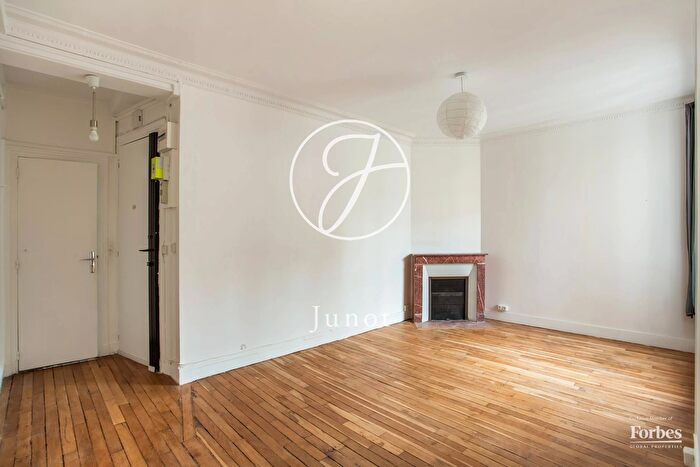 Appartement 2 pièces à vendre à Paris 17ème, Ternes, Maillot