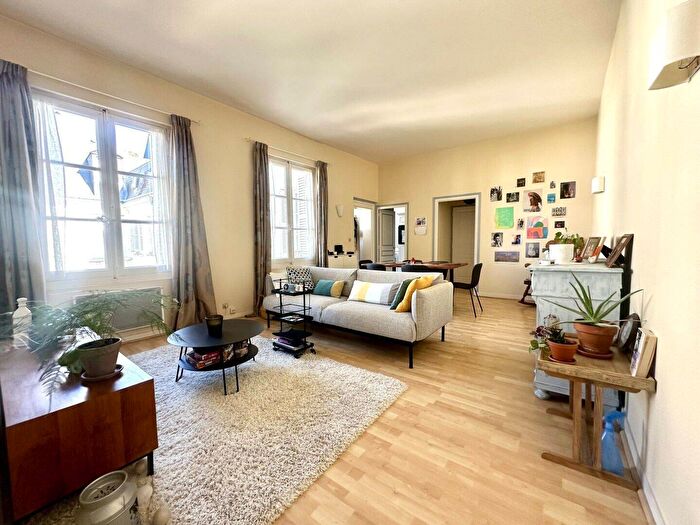 Appartement à louer - Centre, Tours - 3 pièces - 1 chambre