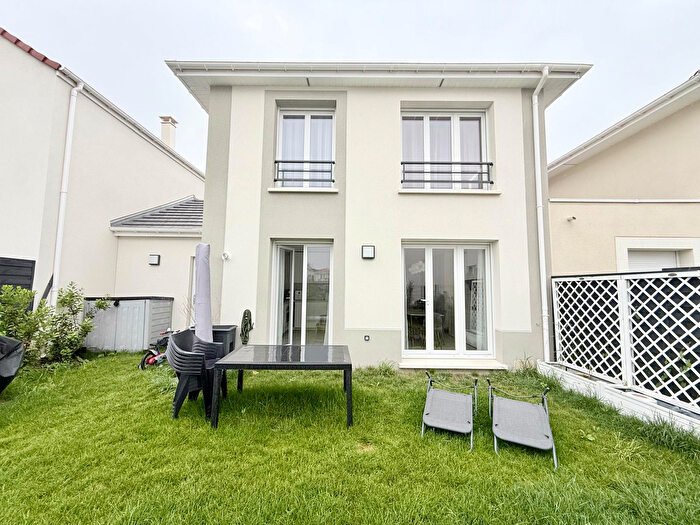 Maison 6 pièces à vendre à Carrières-sur-Seine, Allouettes, Réveil Matin, Printemps